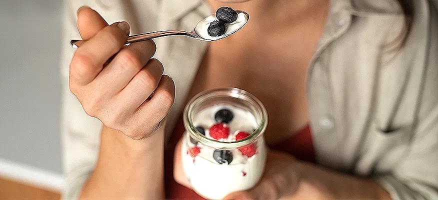 Does Yogurt Help Digestion? Probiotics Benefits and Tips