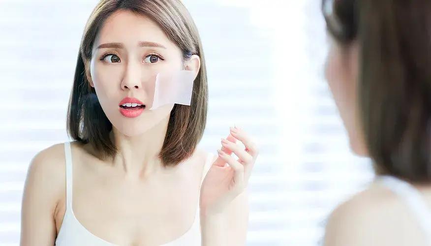 How to Exfoliate Skin at Home Safely for All Skin Types