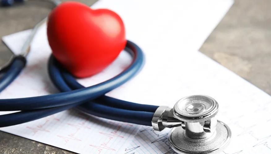 Right vs Left Heart Failure: Symptoms, Causes, Treatment